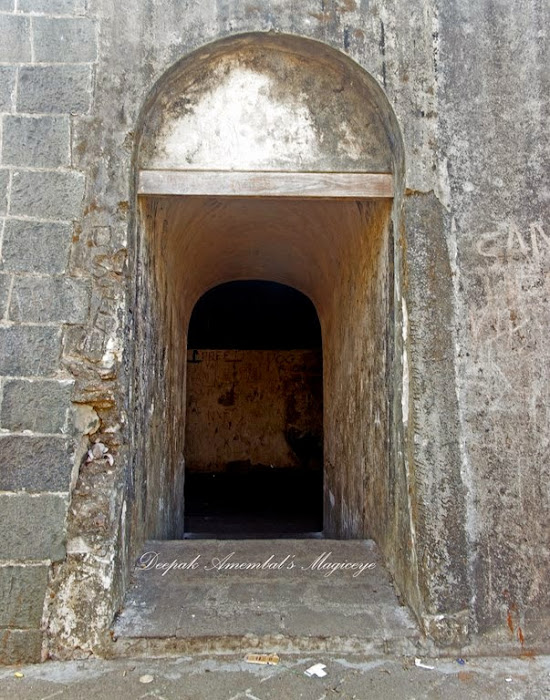 Mumbai Daily Doorway mumbai-daily-doorway