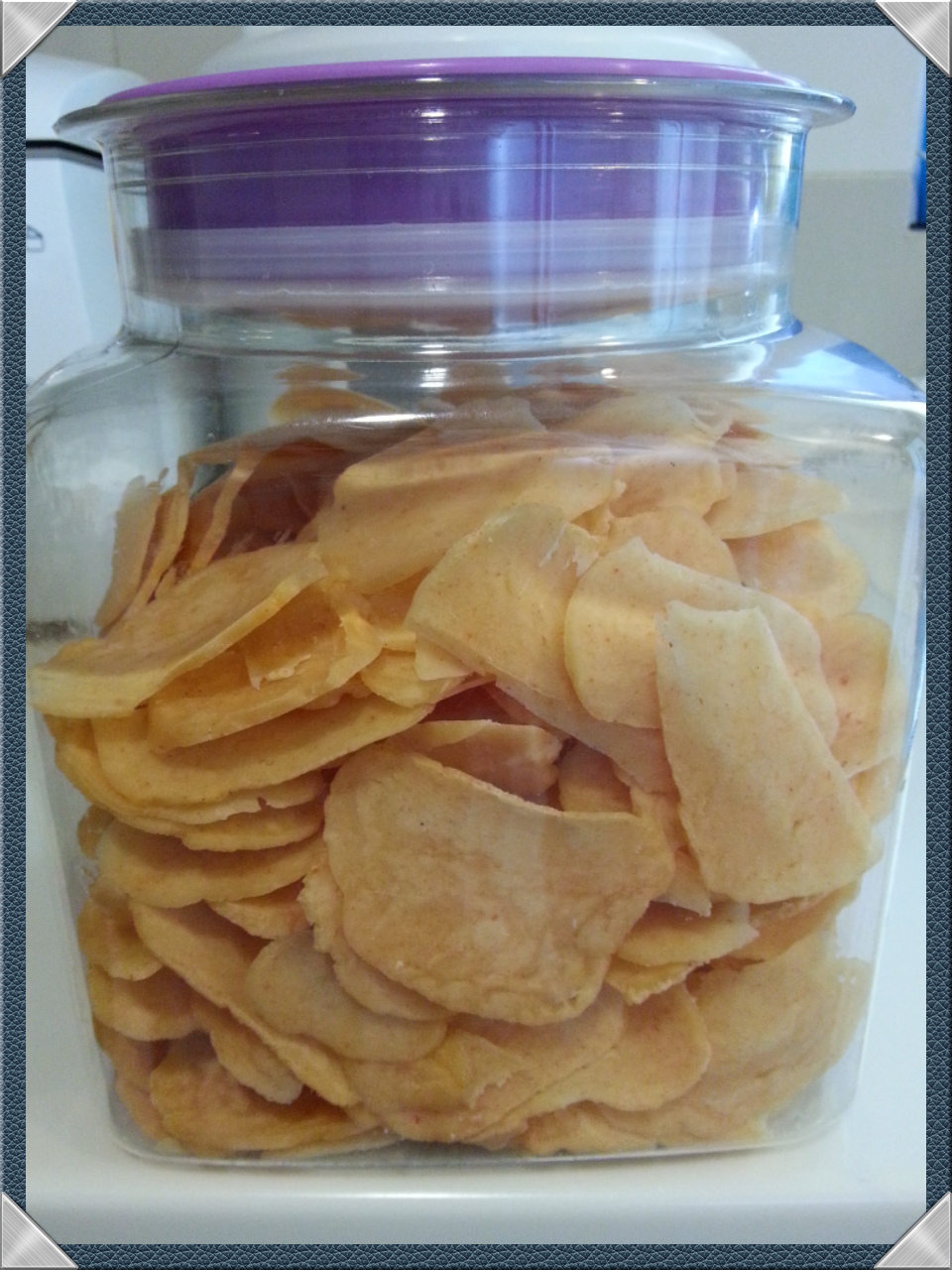 Hani's Kitchen: Homemade Prawn Crackers