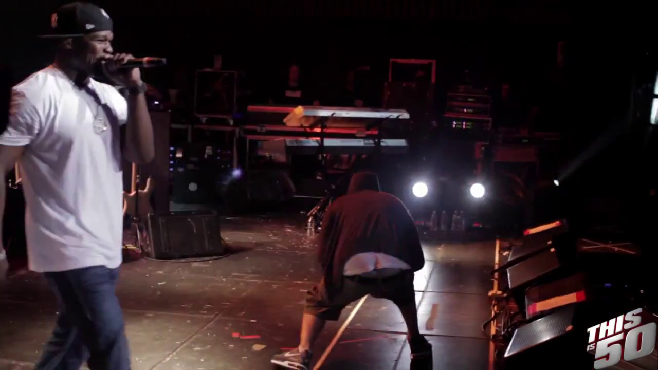 Male Celebrity Saggers (welcome to my eyes): EMINEM