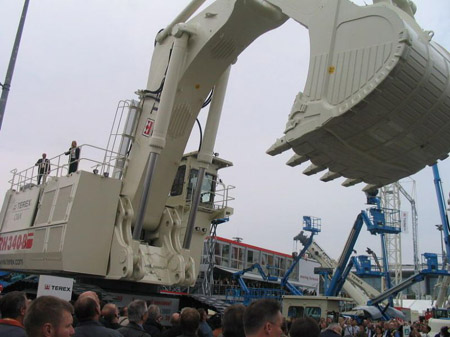 World Biggest Man Made Machines: World Biggest Man Made Machines