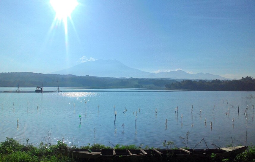 Berikut Foto Foto Waduk Delingan Kebanggaan Warga Karanganyar - Info ...