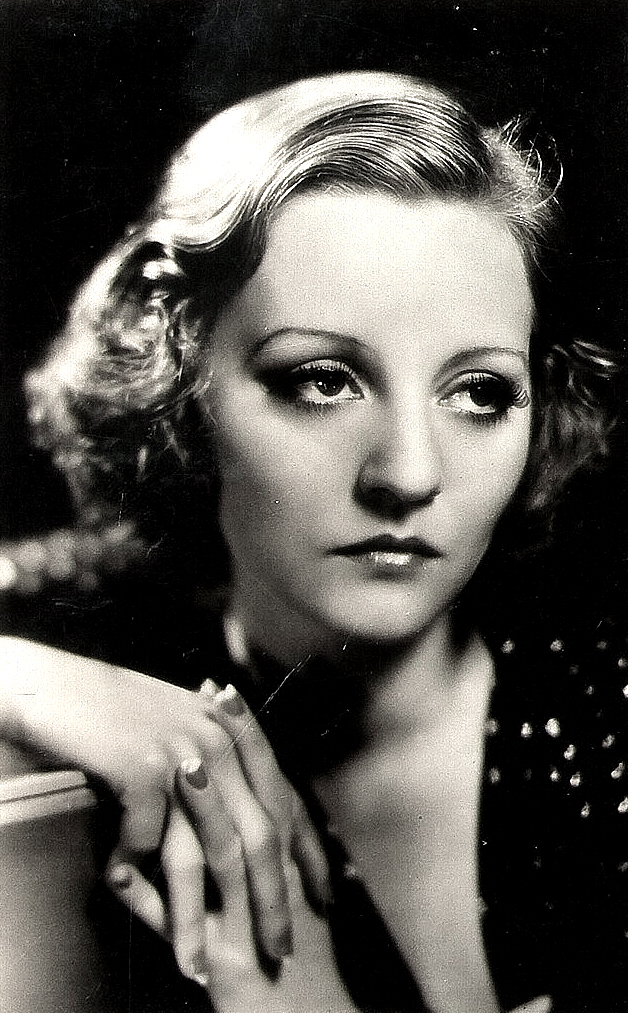 It's The Pictures That Got Small ...: THE WEDNESDAY GLAMOUR 15