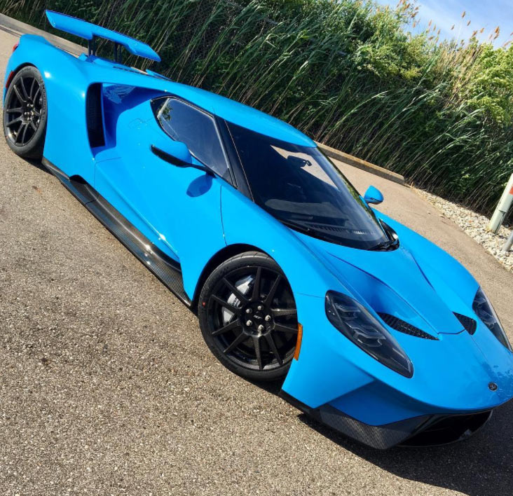 2017 Ford GT Looks Perfect Painted In Riviera Blue | Carscoops