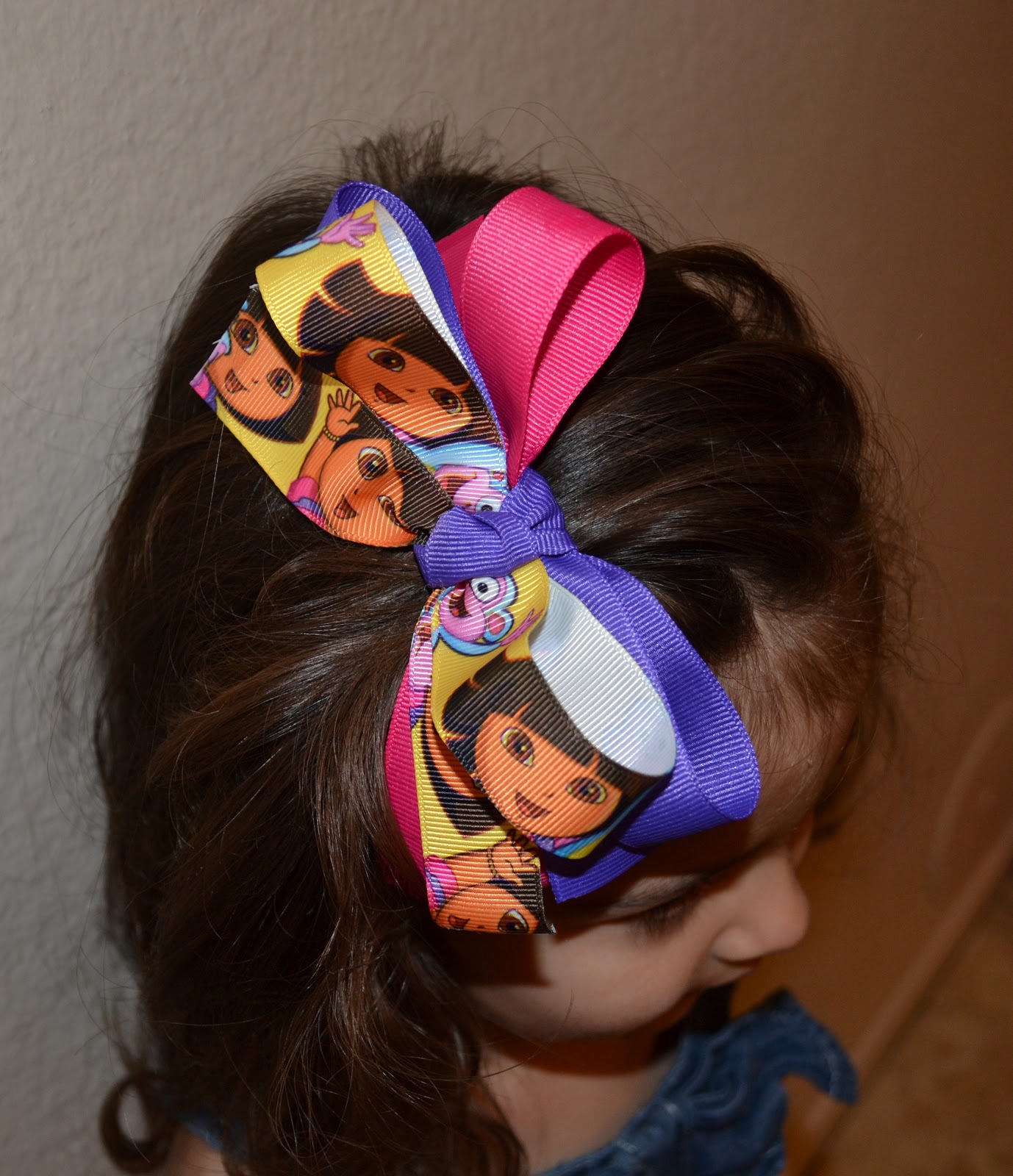 Creative Keepsakes Custom Scrapbooks: Dora Hair Bow