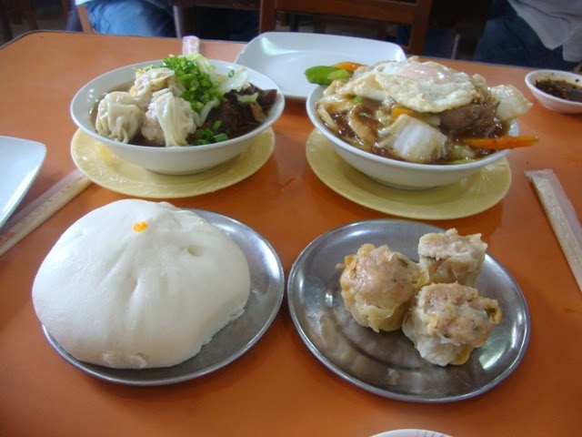 ERICJAZ FOODIES: CHARLIE WANTON SPECIAL