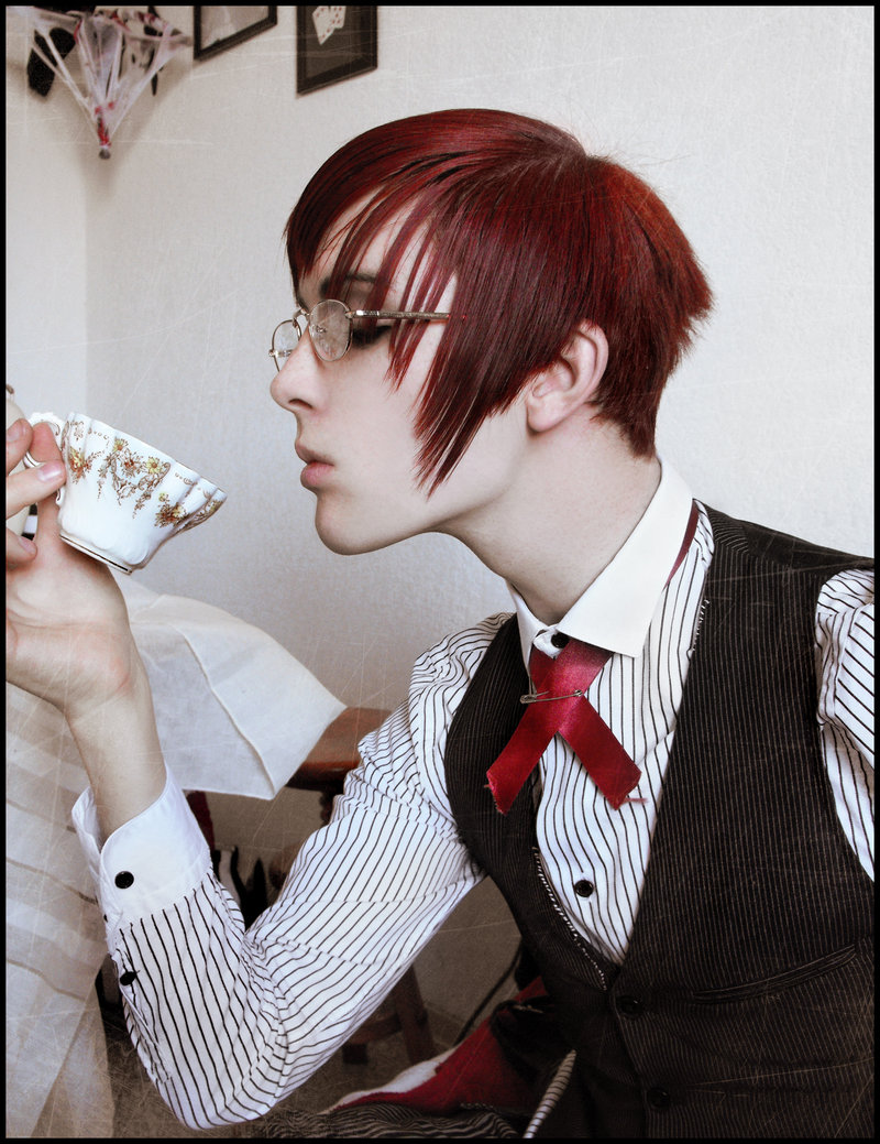 Madame Macabre: Valentin Perrin, modelo, diseñador y fotógrafo.