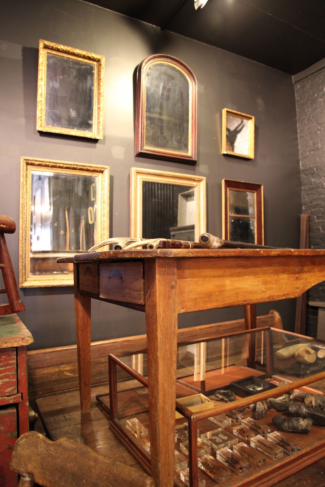 HABITUALLY CHIC DESIGN®