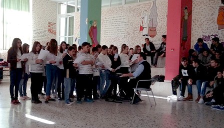 ΓΕΝΙΚΟ ΛΥΚΕΙΟ ΑΓΙΩΝ ΘΕΟΔΩΡΩΝ: Εορτασμός Επετείου Πολυτεχνείου