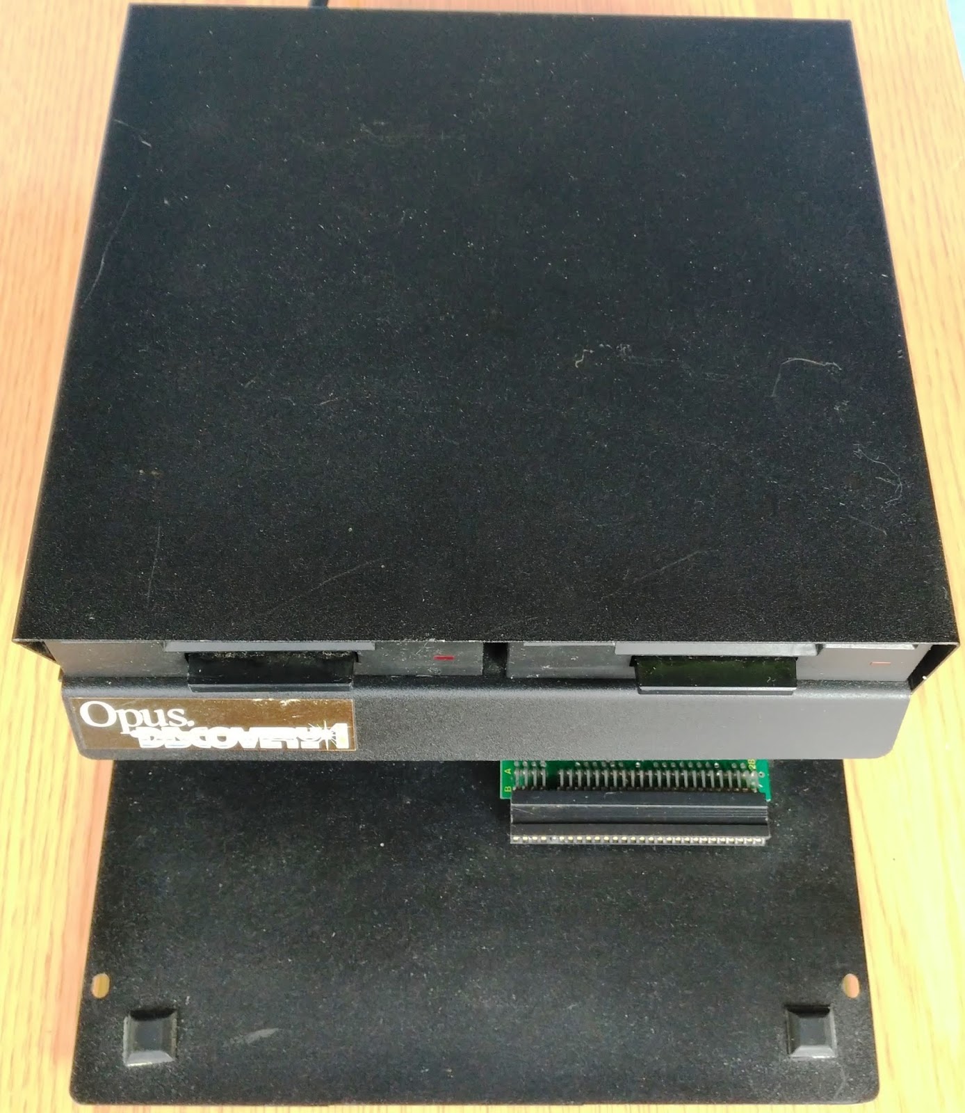 Retro Ordenadores Orty: Opus Discovery 1. Interface de disco para ZX Spectrum (1985).