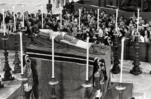 Tradition Québec: In memoriam Pie XII