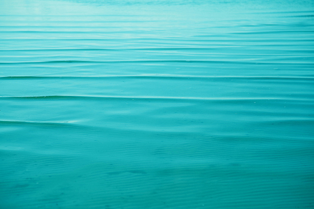 Textura de color azul turquesa, agua en calma