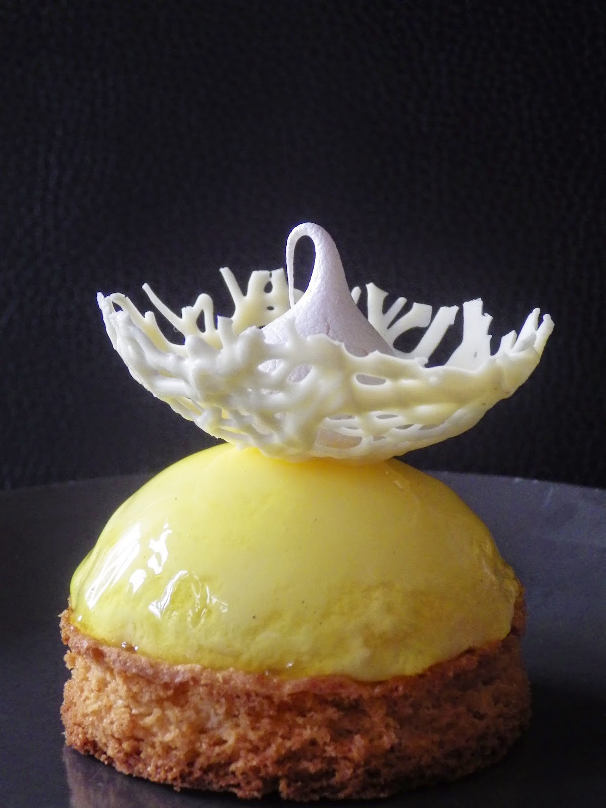 Demi sphère citron | Débo Gâteaux