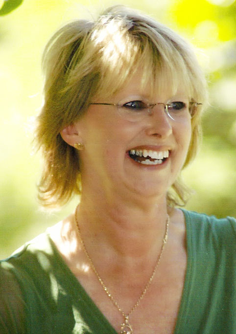 Barbara Brackman's MATERIAL CULTURE: Past Perfect: Di Ford Hall