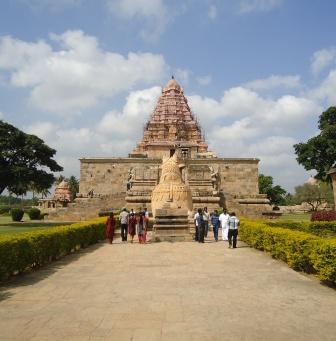 Travel Guide to trace Cholas