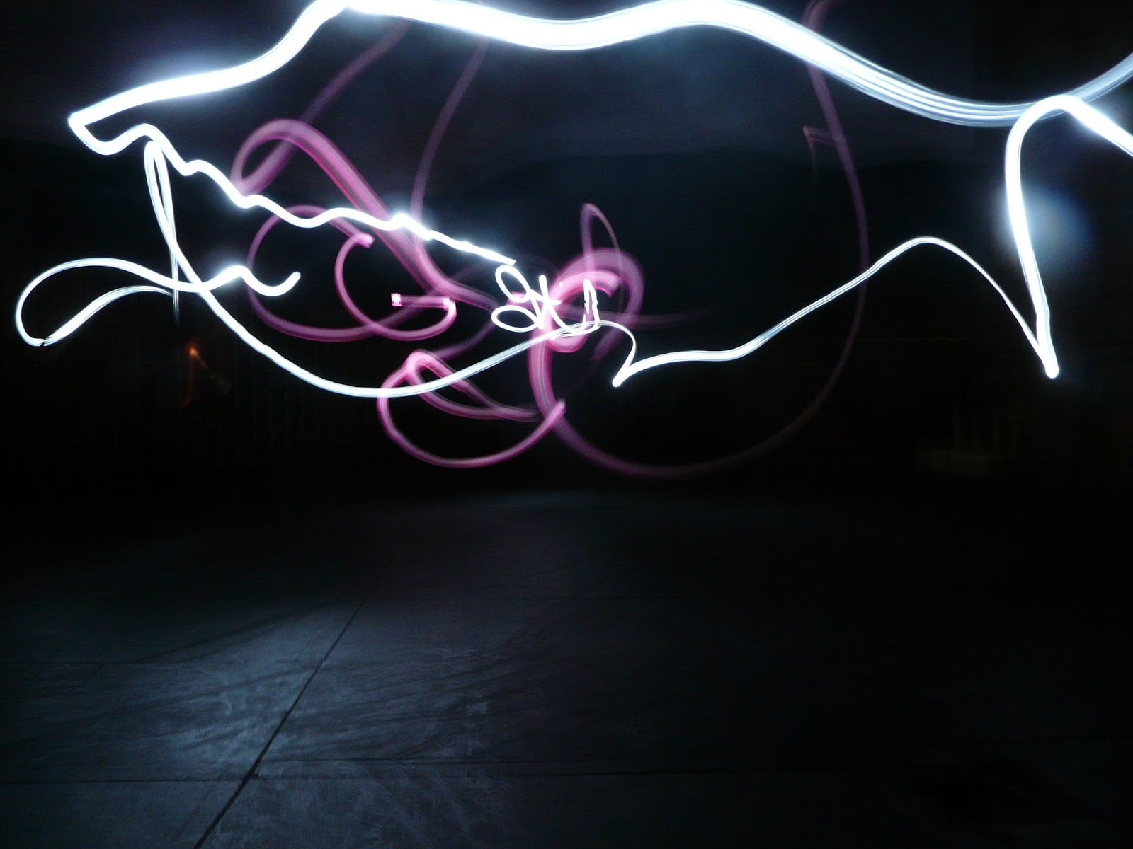 LES ARTS PLASTIQUES au lycée Comte de Foix: Dessins de lumière