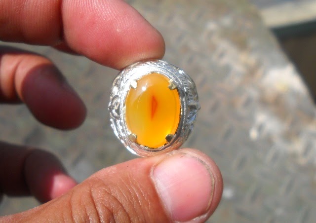 Pesona Batu Akik: AKA09-SOLD- Batu Kuning Extrajoss... Antik Loh