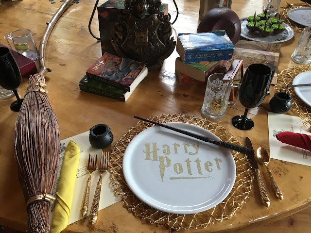 Hogwarts Feast Table - Harry Potter California - Purple Chocolat Home