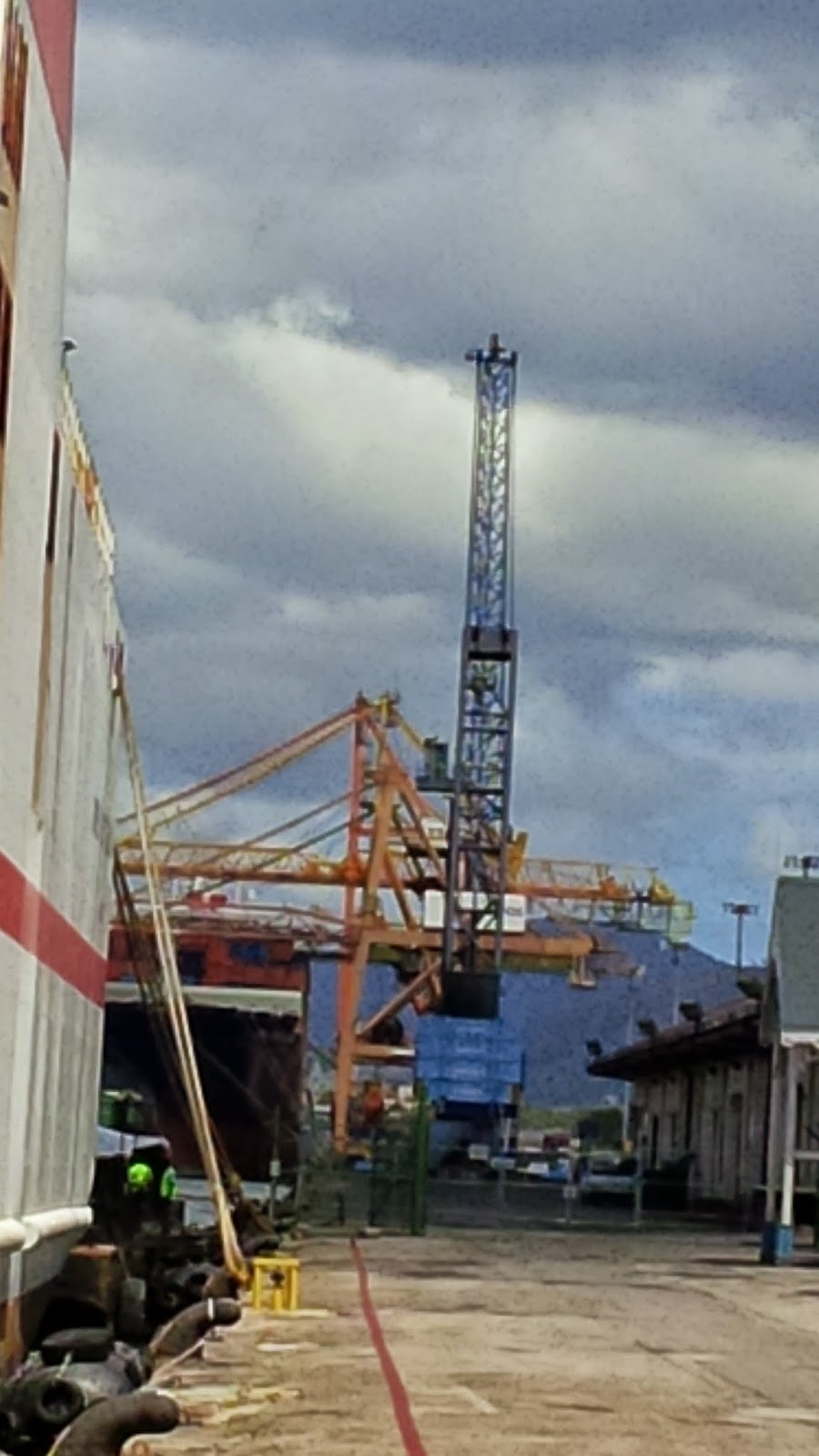 Trini Urban Employment Dynamics: The Evolution of Employment in Port of ...