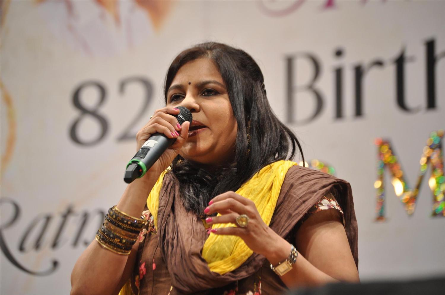 NAKARAJAN: SADHANA SARGAM ,PLAYBACK SINGER BORN 1974 MARCH 14