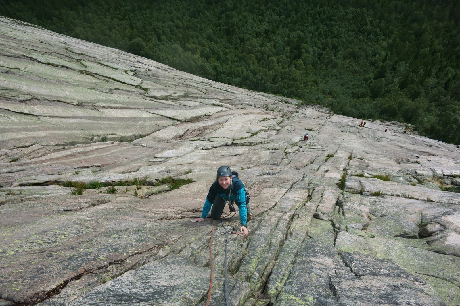 Via Lara, Hægefjell