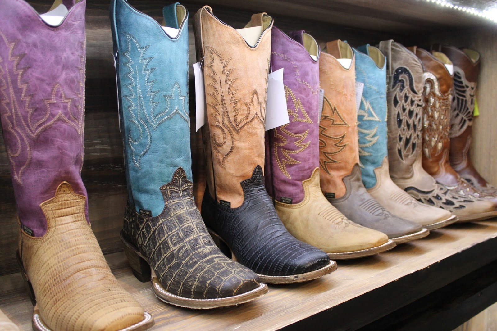 SAPICA Fashion Blog: REYME bota vaquera tradicional