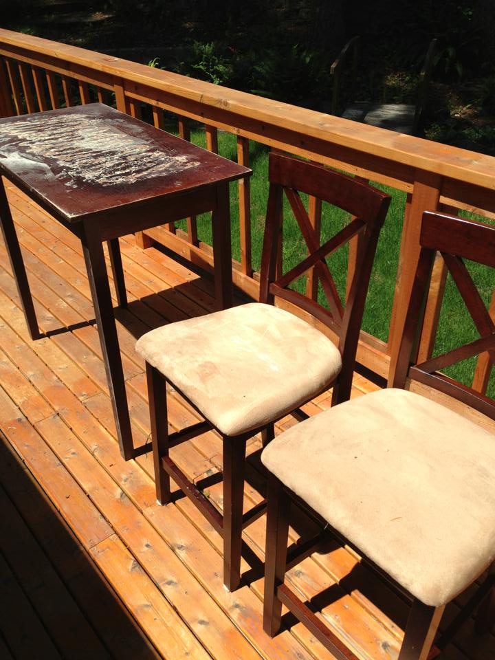 Washington D-I-Wifey: Repurposed Pub Table