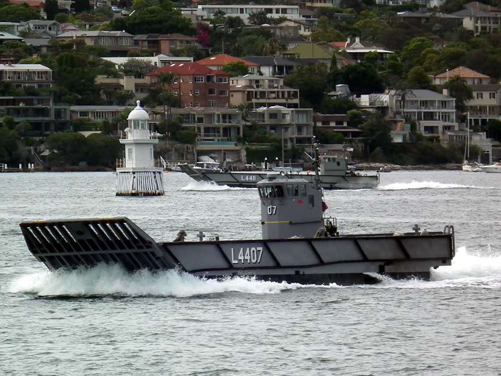 Days on the Claise: Boats on the Harbour