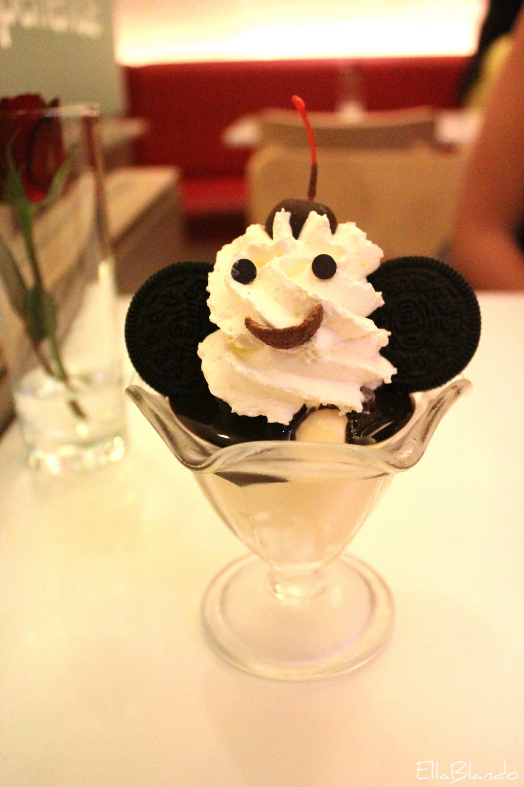 The Travellar: A Unique Sundae Experience