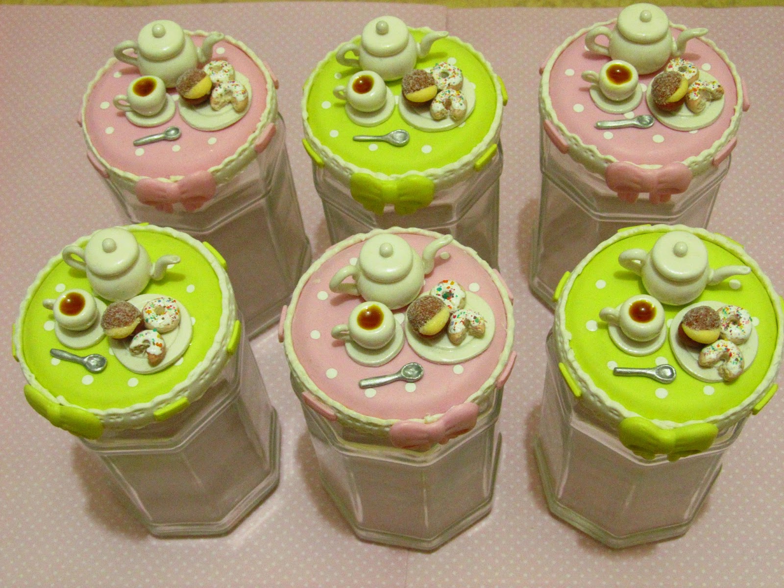 Aline Vissotto - Atelier de biscuit: Potes para chá em biscuit - chá da ...