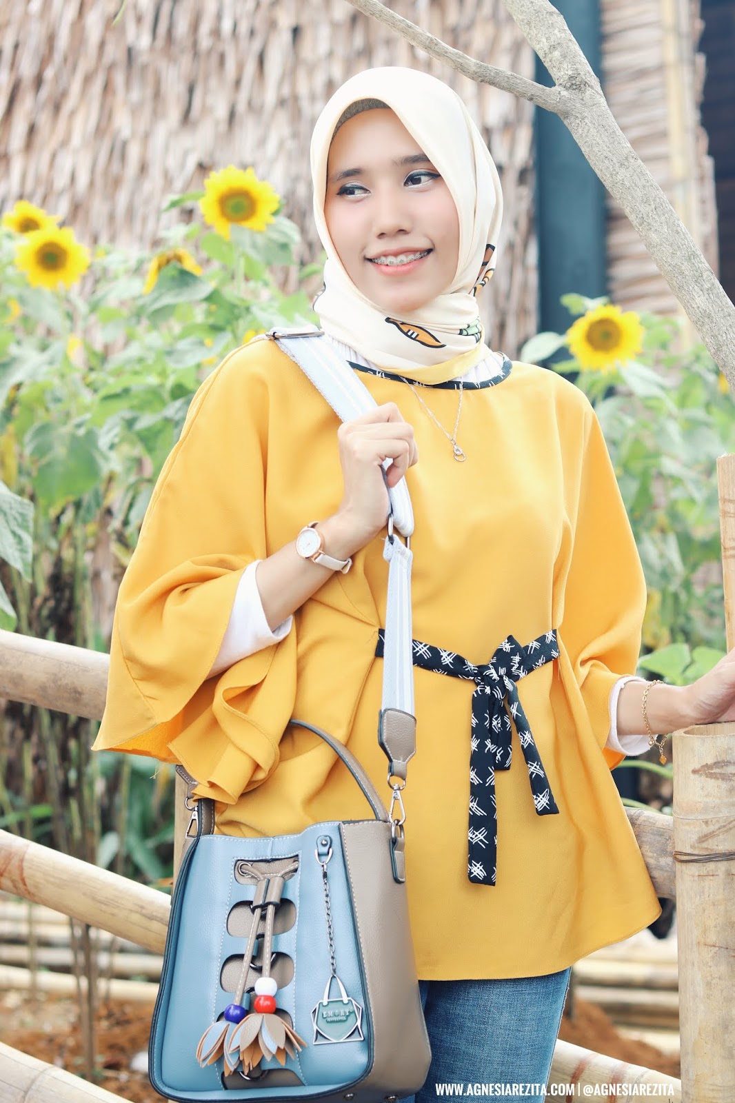 Selfie Gratis di Sun Flower Garden Komplek River Valley Simalingkar ...