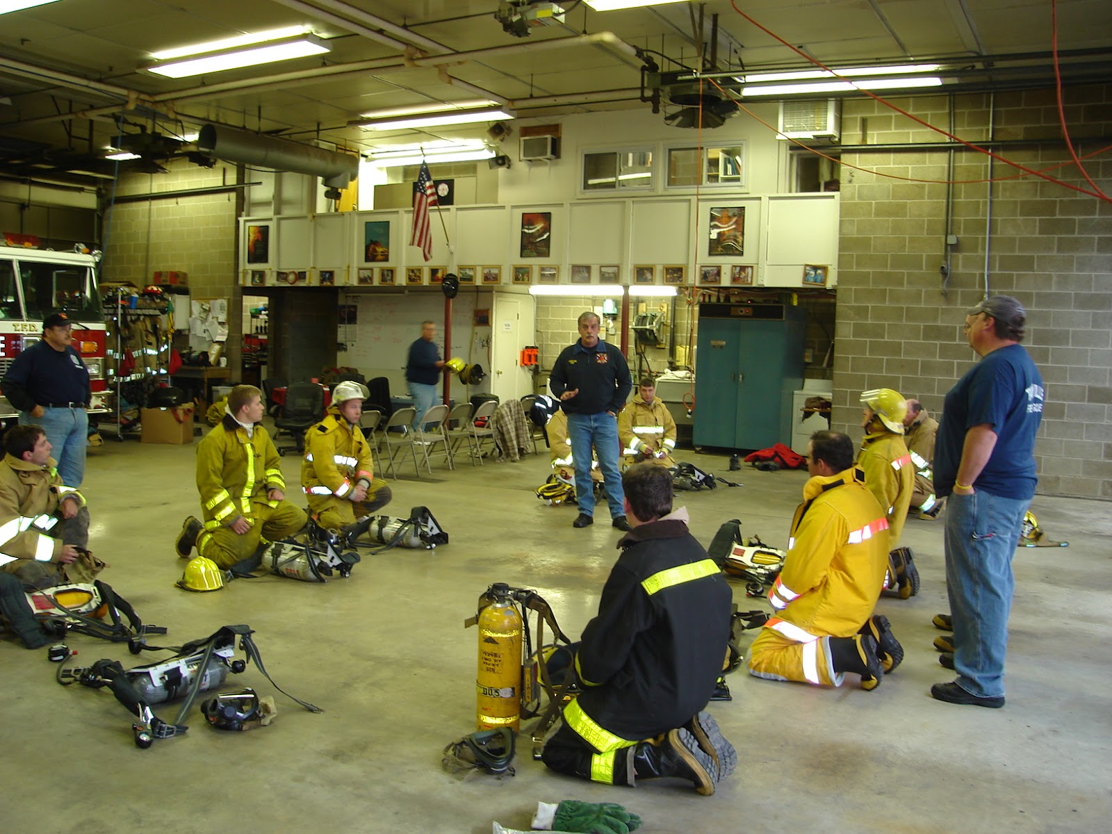 Ardhi QHSE: Self Contained Breathing Apparatus (SCBA)