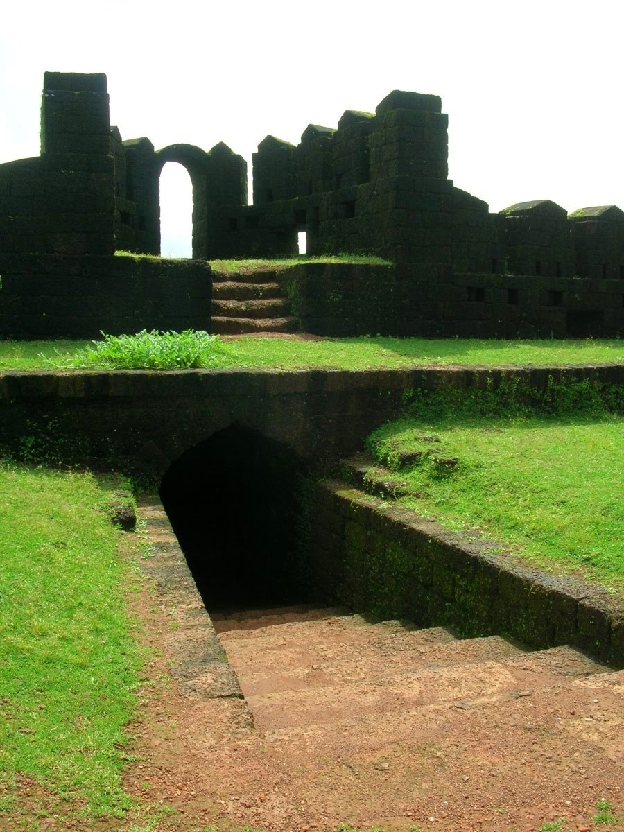 Mirjan Fort Sirsi Attractions