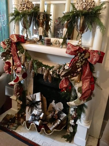 The Uptown Acorn: Heaux. Heaux. Heaux. {The Mantle}