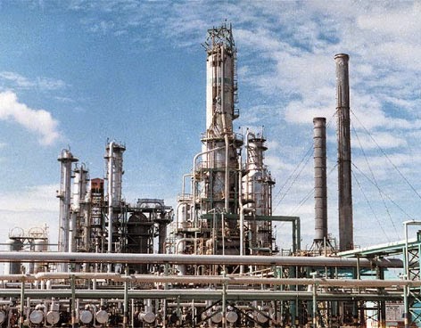 instalacion de una refineria