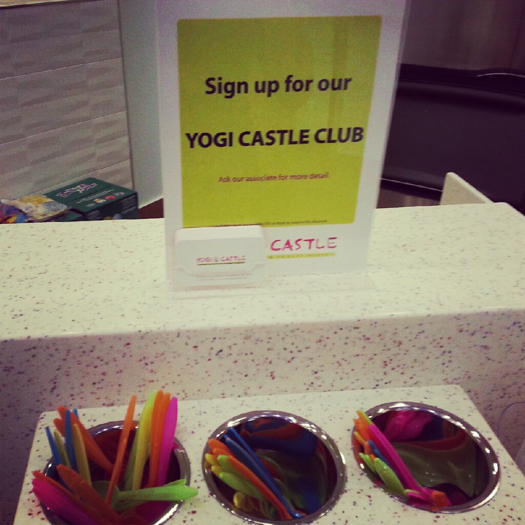 Robert Dyer @ Bethesda Row: YOGI CASTLE FROZEN YOGURT OPENS IN BETHESDA ...