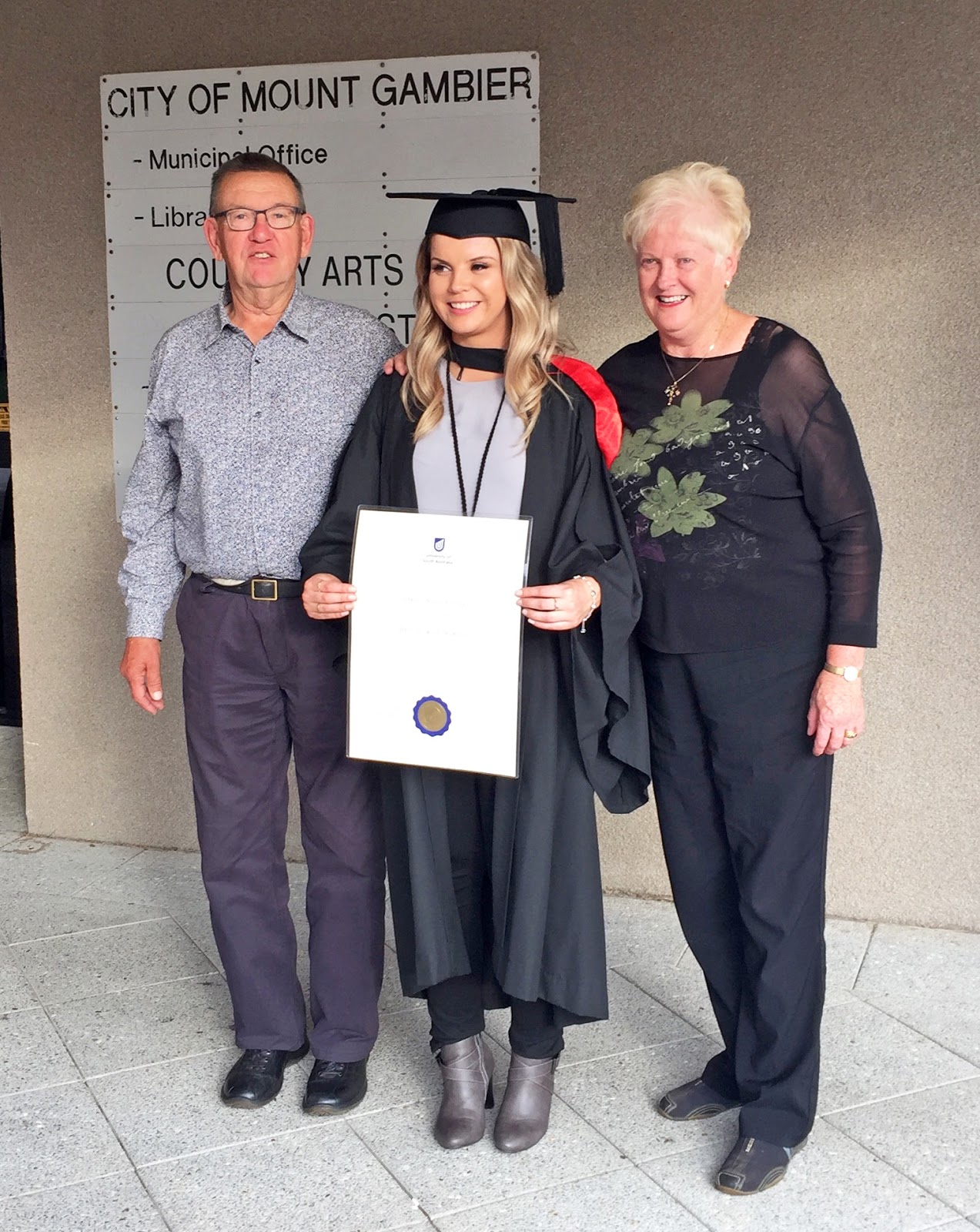 boomsmas at the beach: Daisy's graduation