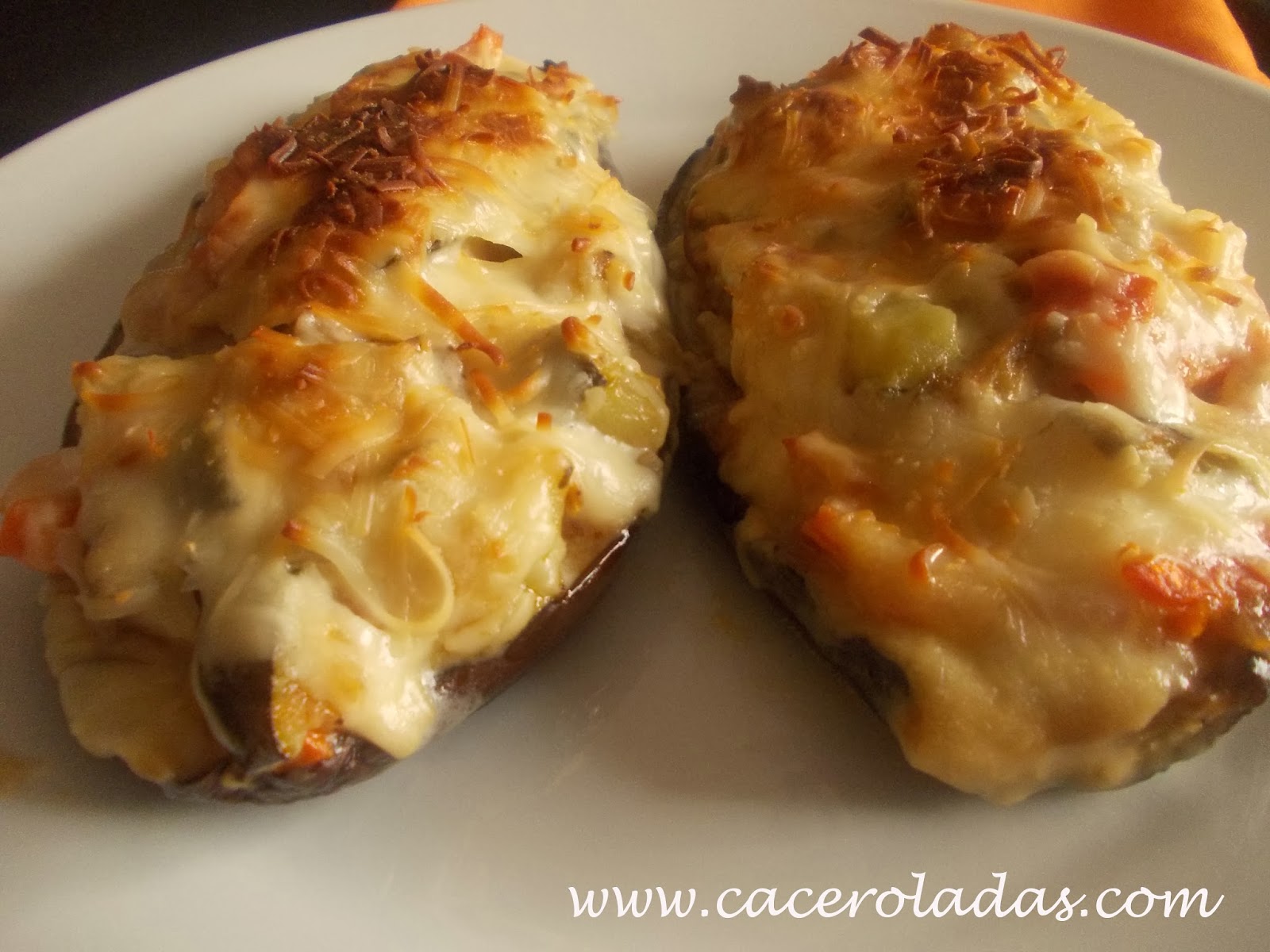 Berenjenas rellenas con verduras de temporada | Caceroladas