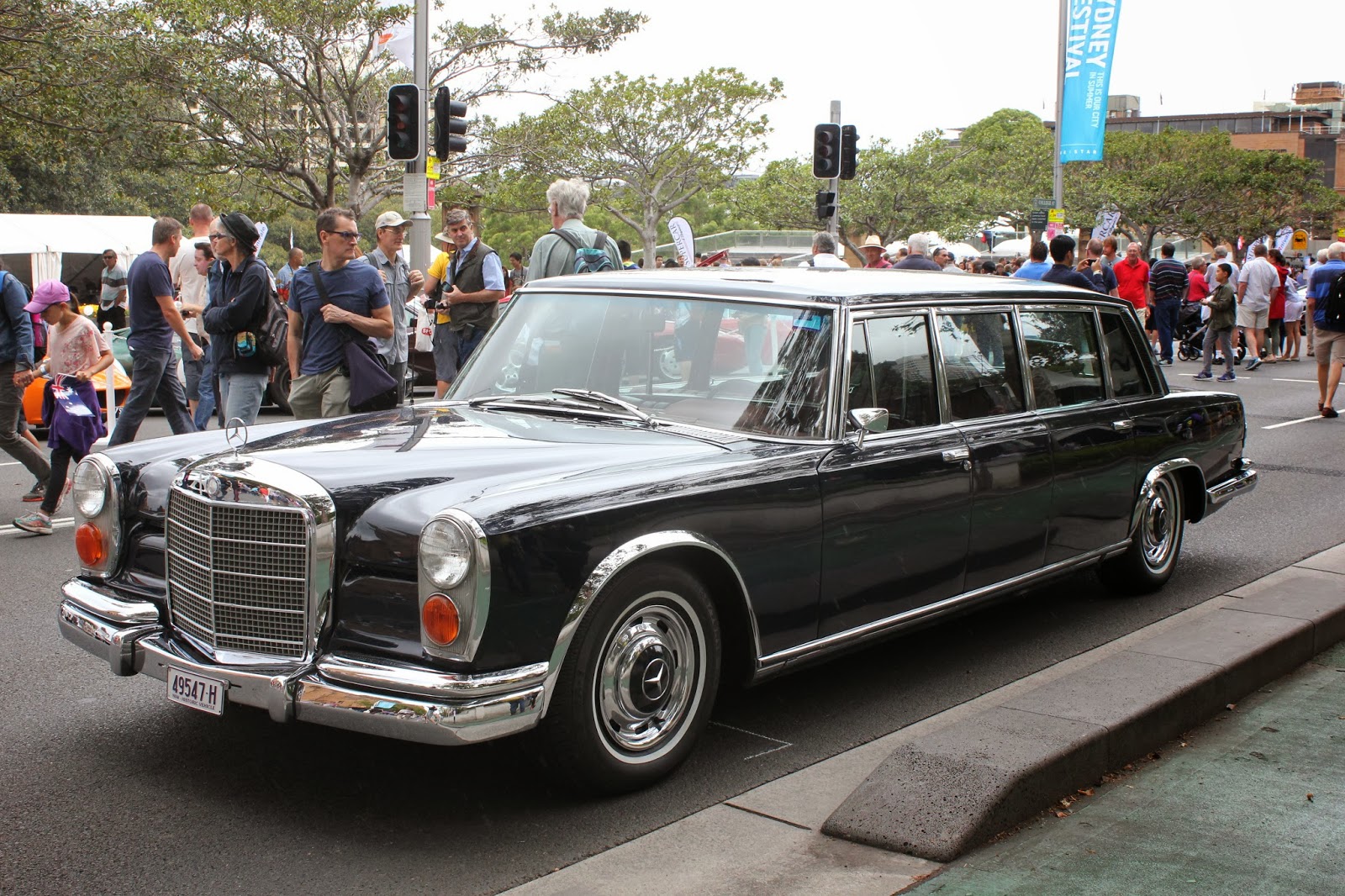 Aussie Old Parked Cars: 1968 Mercedes-Benz W100 600 Pullman