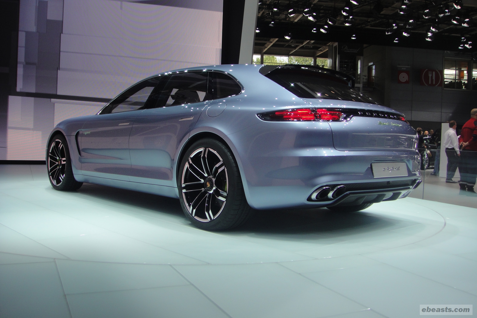 Paris 2012: Porsche Panamera Sport Turismo : ebeasts.com