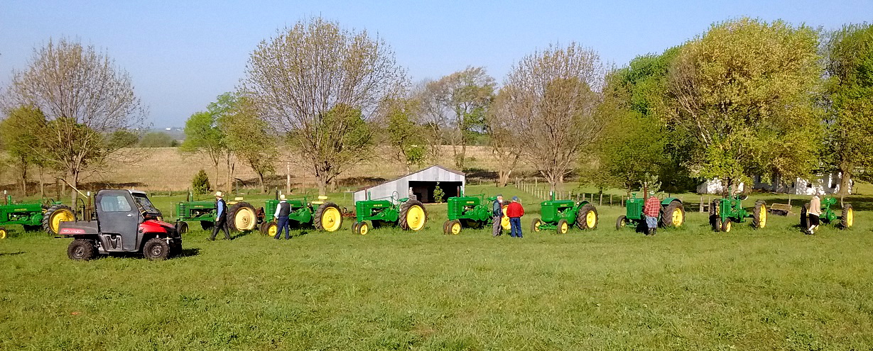 Saturdays Vintage Finds: Saturday's Farm Auction With "Mr. 89"