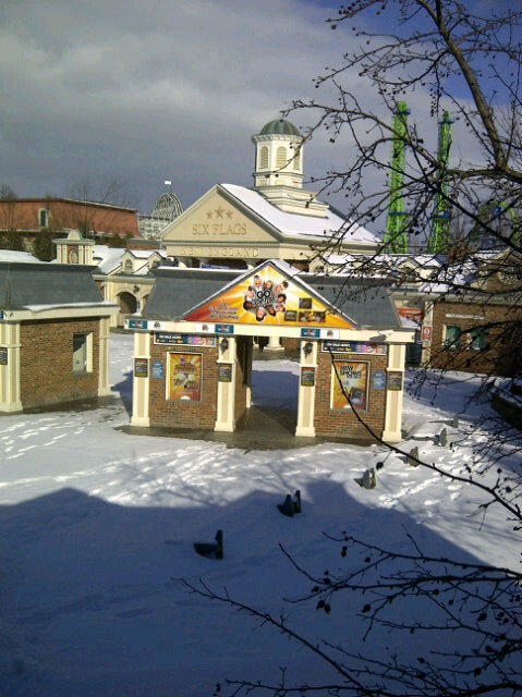 My Power Is Beyond Your Understanding: Six Flags Snowy Sadness