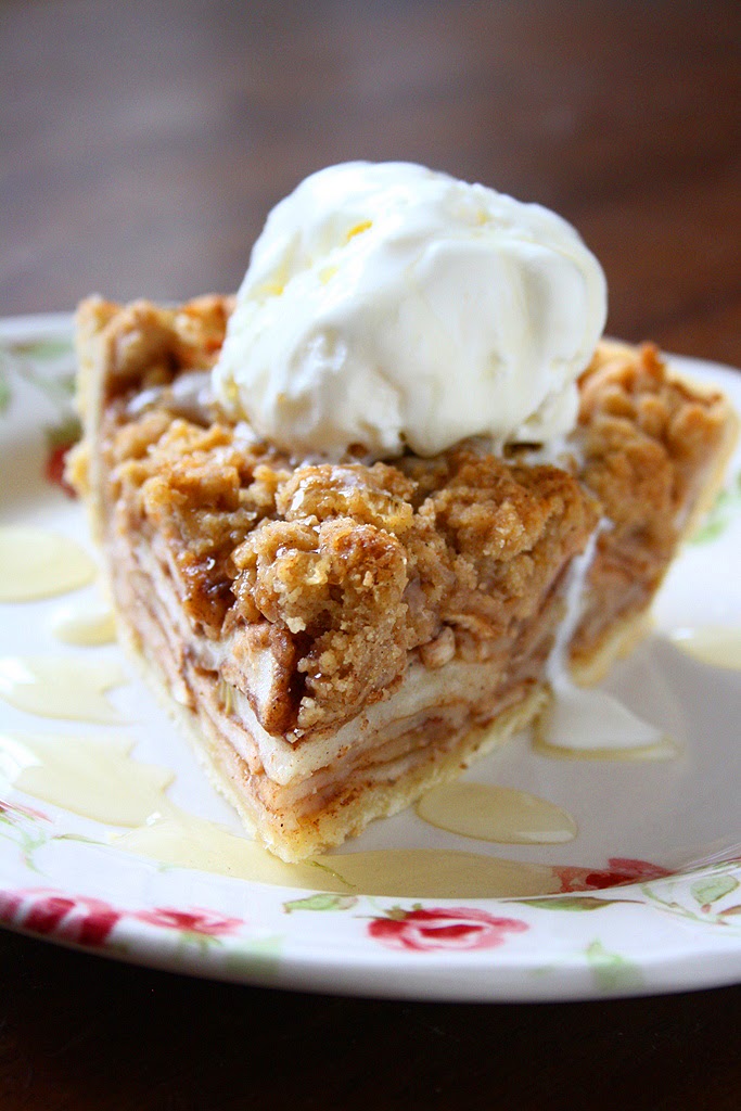 collecting memories: Apple Crisp Pie