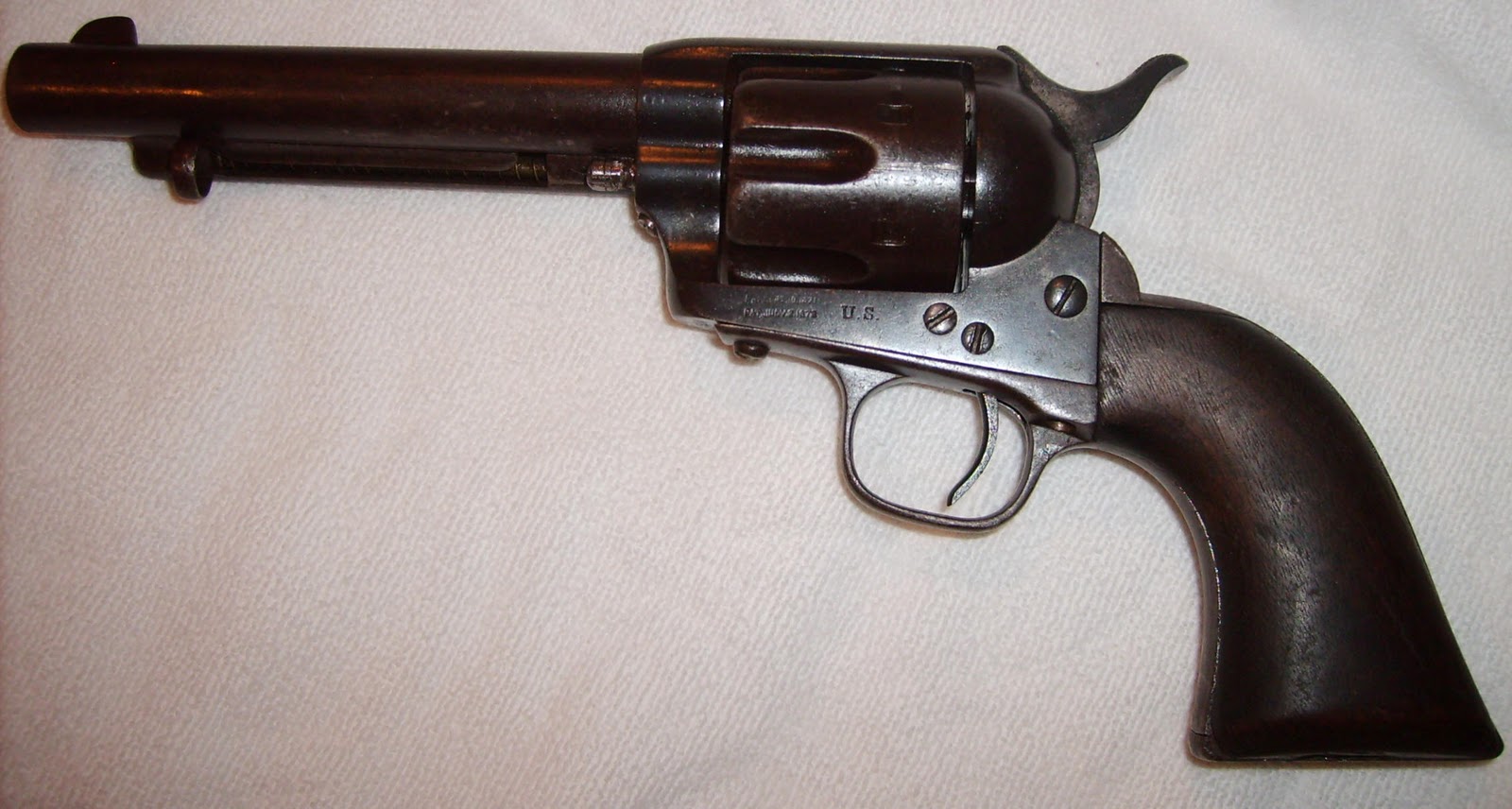 old guns pictures: Colt Single Action Army (SAA) revolver