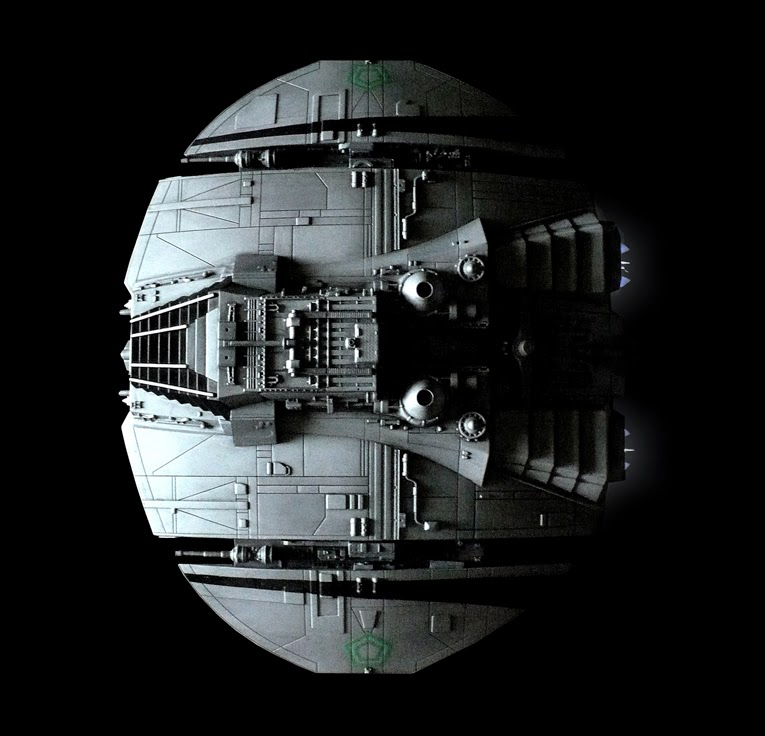 The Great Canadian Model Builders Web Page!: Cylon Raider