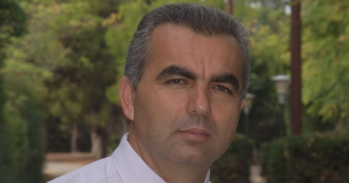 ΚΡΑΝΕΑ ΕΛΑΣΣΟΝΑΣ: Λάμπρος Κούτσικος: Πάσχα στο Κέντρο Υγείας Ελασσόνας