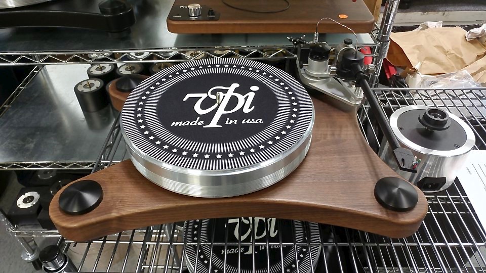 VPI INDUSTRIES TURNTABLE PRODUCTION – M & S | Ultimate High-Fidelity