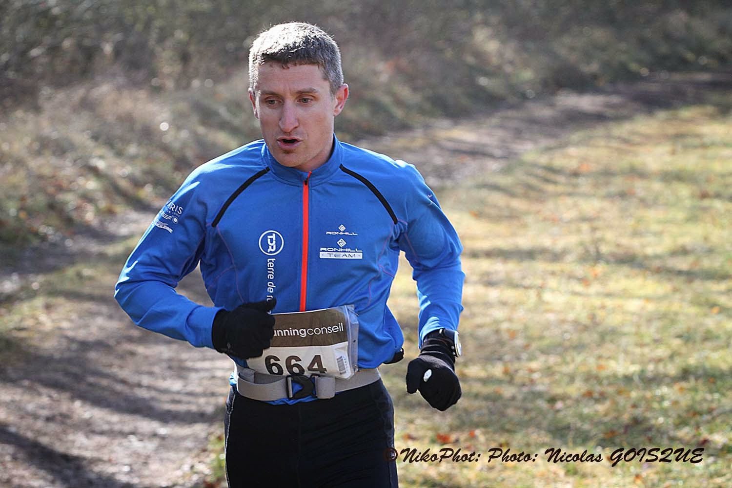 NikoPhot: Trail: La Pérouse: Emmanuel David marque son territoire