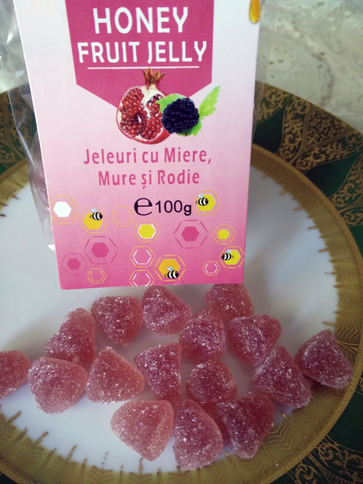 Daniele: Jeleuri fructate cu miere si bomboane cu propolis – Apidava