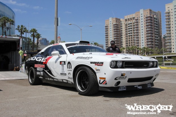 Drift works!!!: DAIGO SAITO BUYS SAMUEL HUBINETTE’S DODGE CHALLENGER.