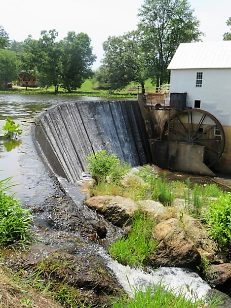 Hiking with a Fat Bald White Guy: MURRAY'S MILL HISTORIC DISTRICT ...